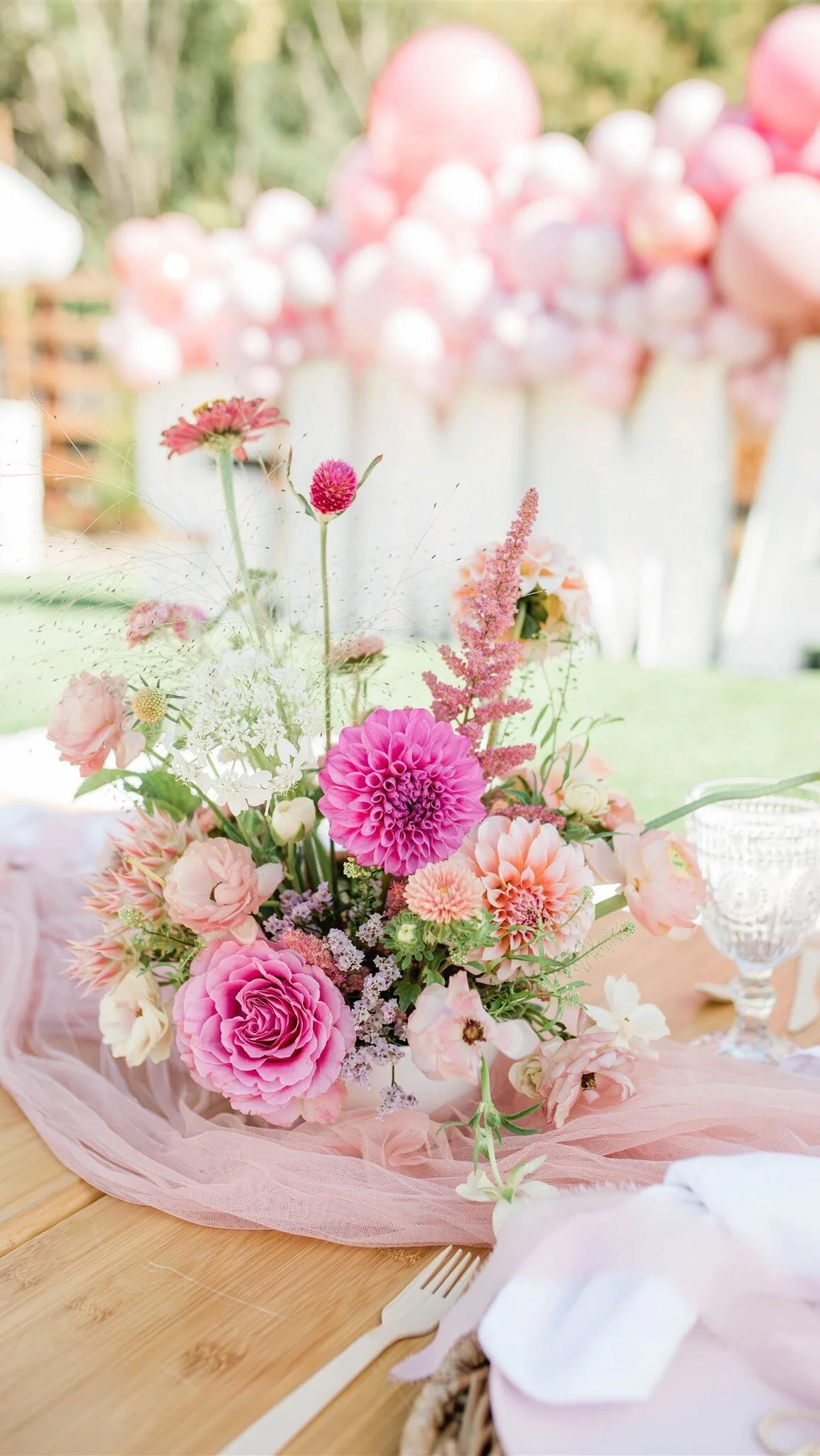 BALLOON WATERFALLS — LIFTED BALLOONS | Martinez, California