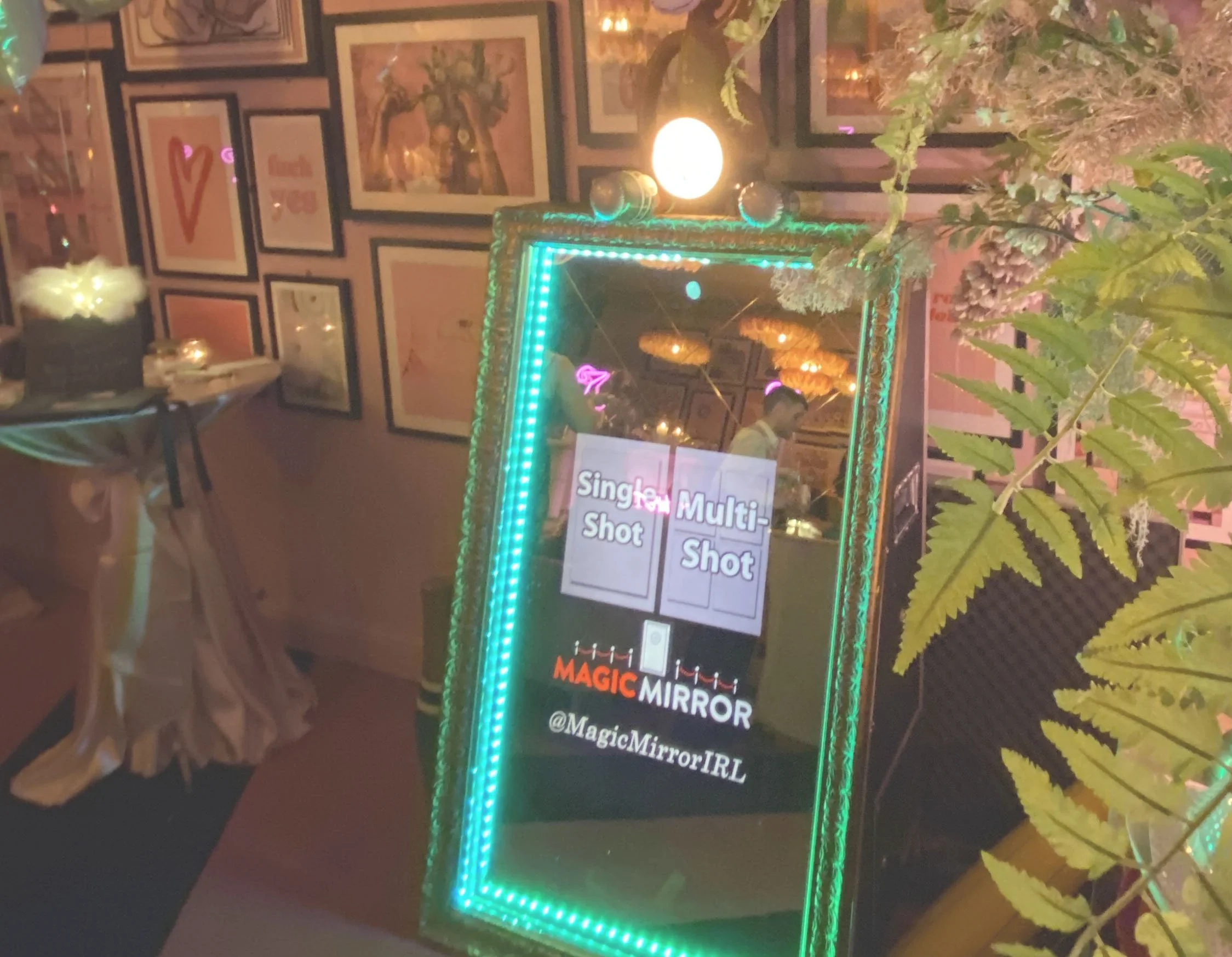FAQ — The Magic Mirror® For Weddings & Events