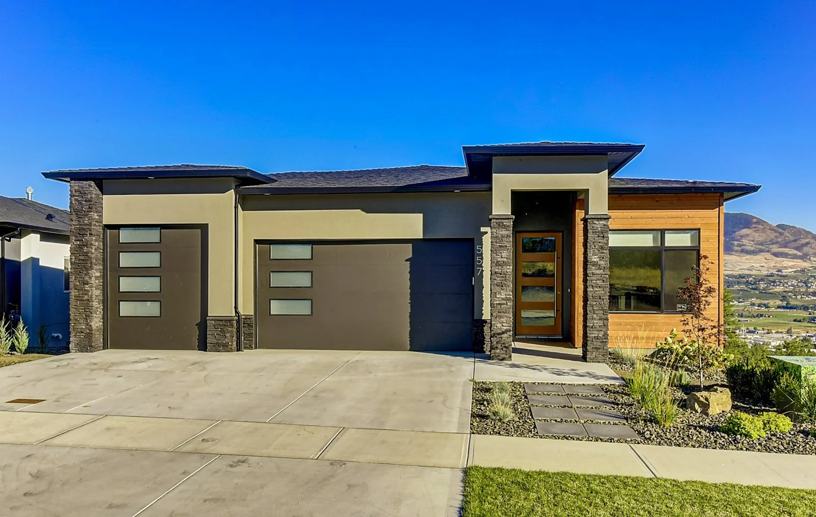 ABOUT US — Ovation Homes Inc.