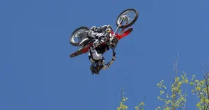 8 Incredible Dirt Bike Tricks and How to Do Them — Dirt Legal