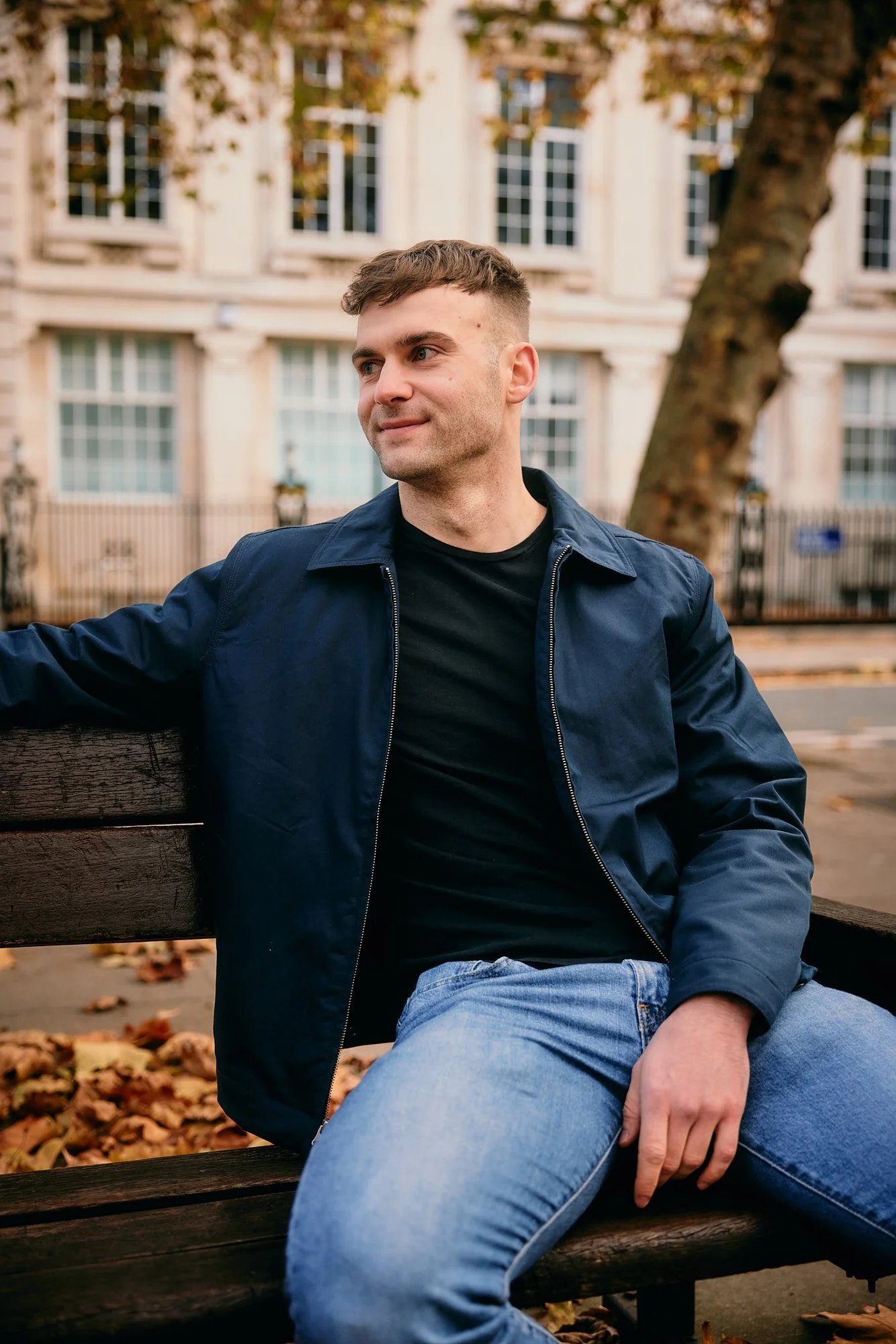 Dating Photographer’s Guide to the Best Dating App Photos for Tinder ...