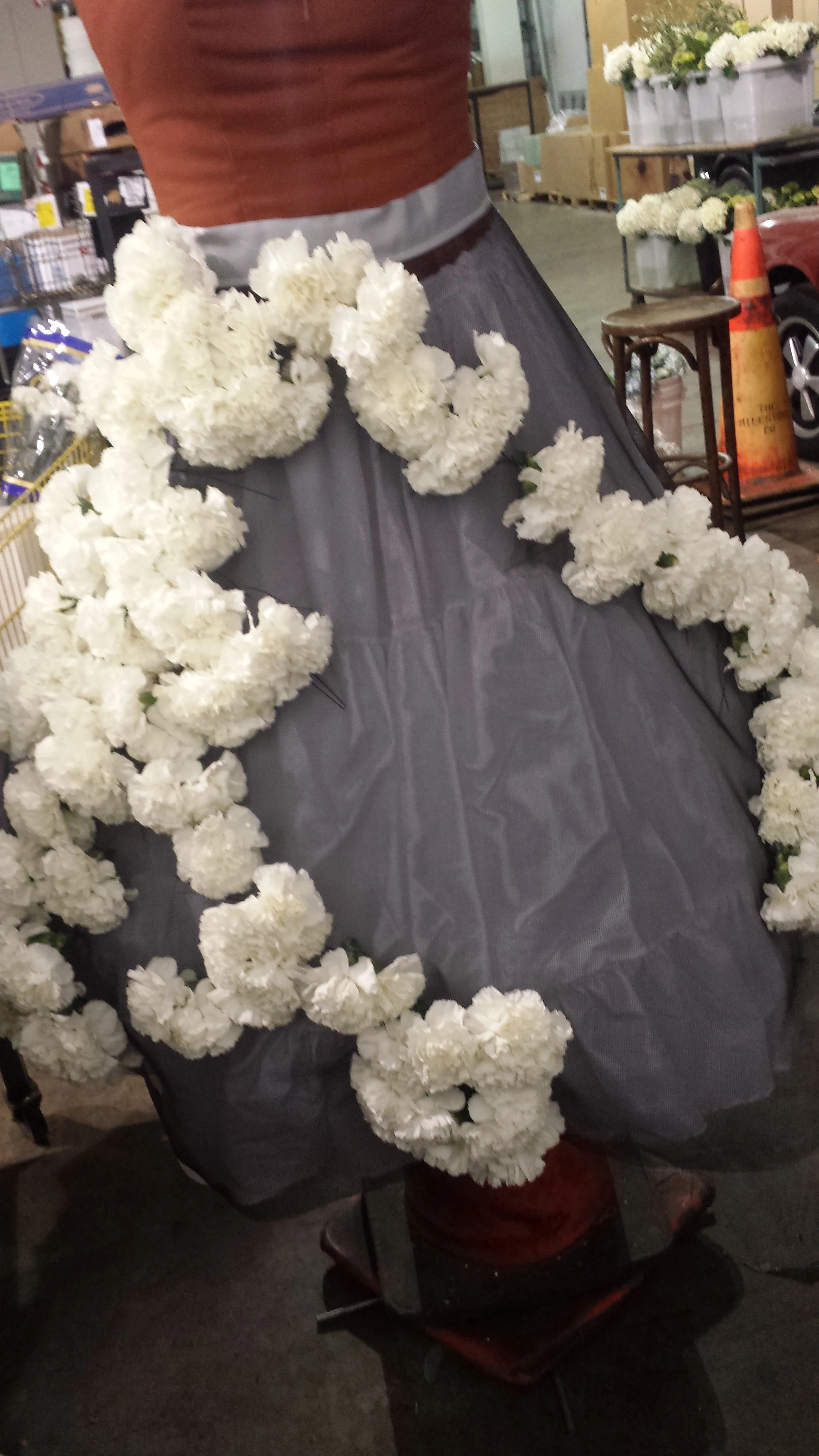 How to make a skirt with real flowers