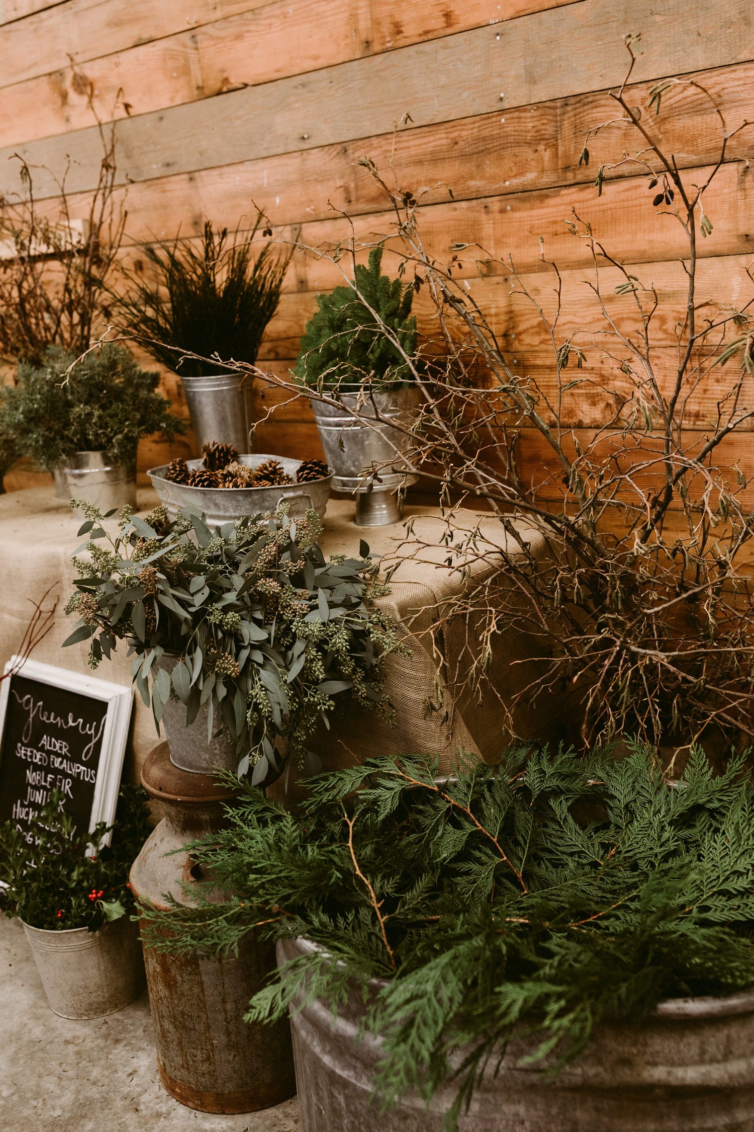 Your Comprehensive Guide to Hosting a Wreath-Making Workshop