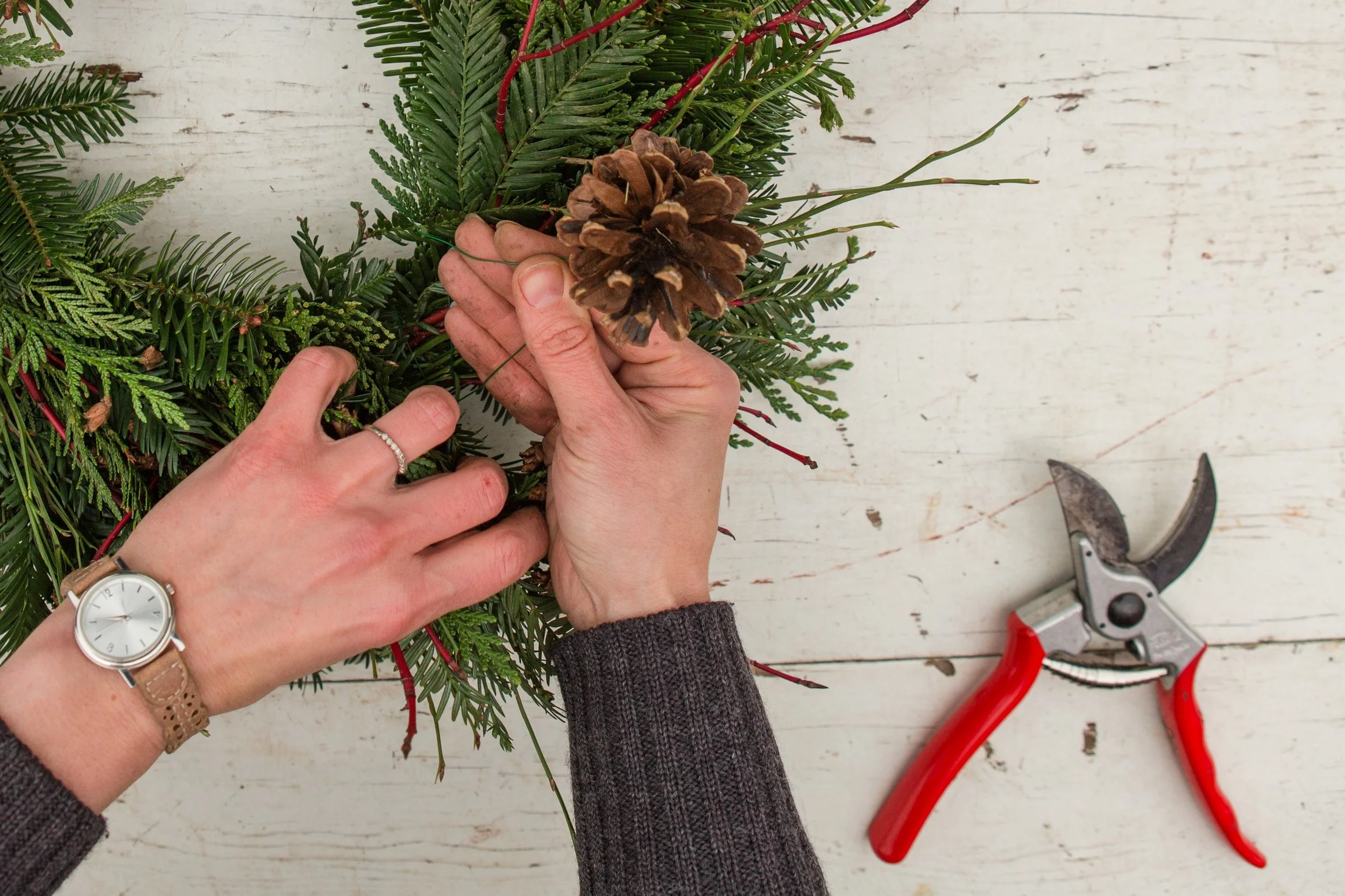 How to Make a Wreath (It's Easier than You Think)