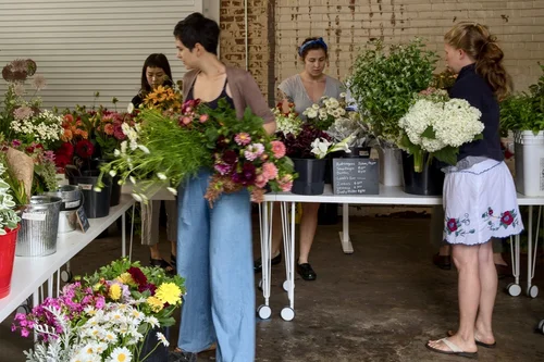 Are You Ready to Start a Local Flower Market?