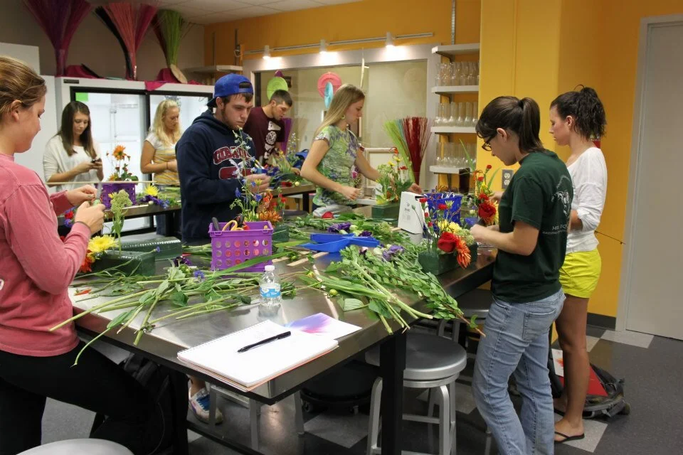 Floral Design College: Where to Get a Floristry Degree