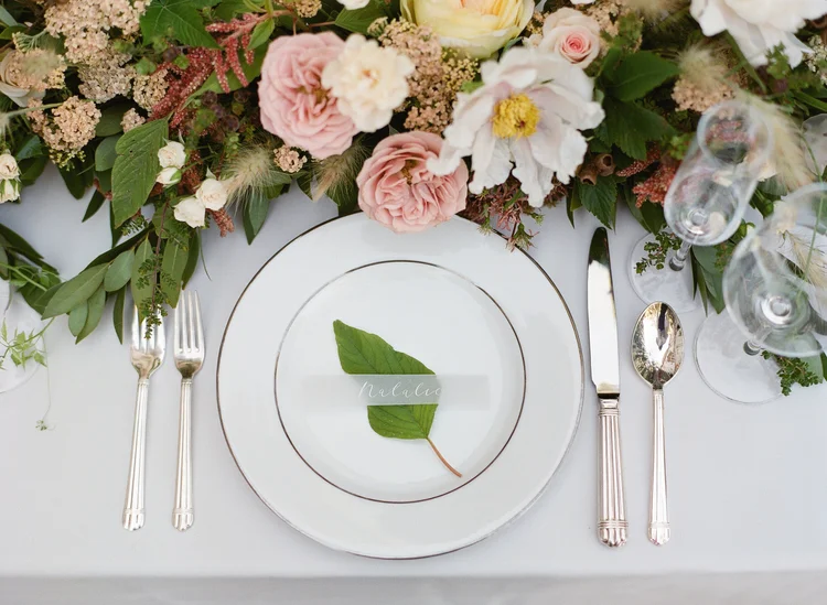 Full List of the Best Filler Flowers for Floral Arrangements