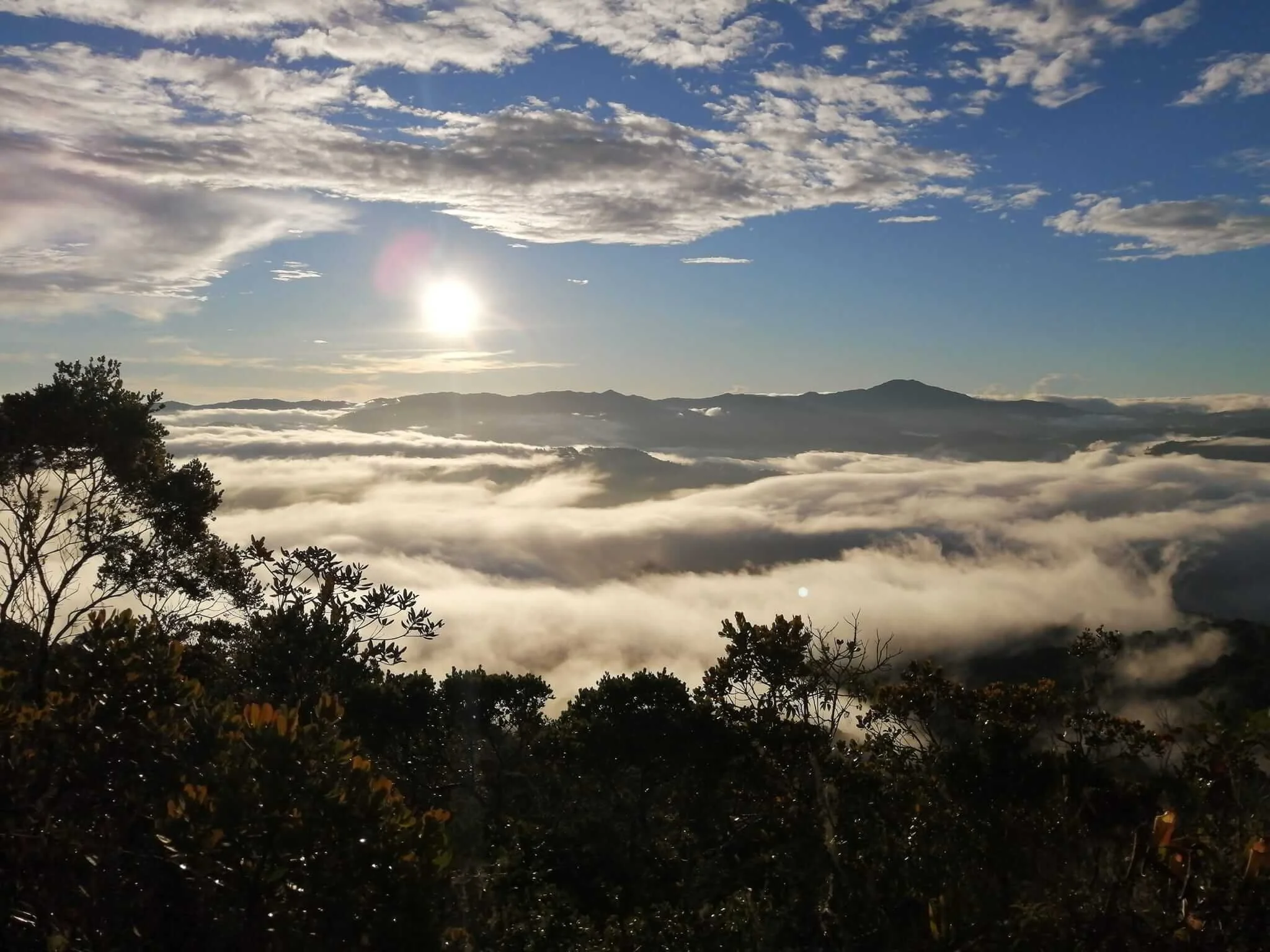 17 Offbeat Borneo Places To Visit + Itinerary: Sabah, Sarawak, Brunei ...