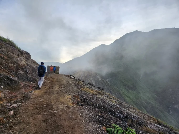 Hiking Kawah Ijen Crater From Bali in 24 Hours: My Complete Guide to ...