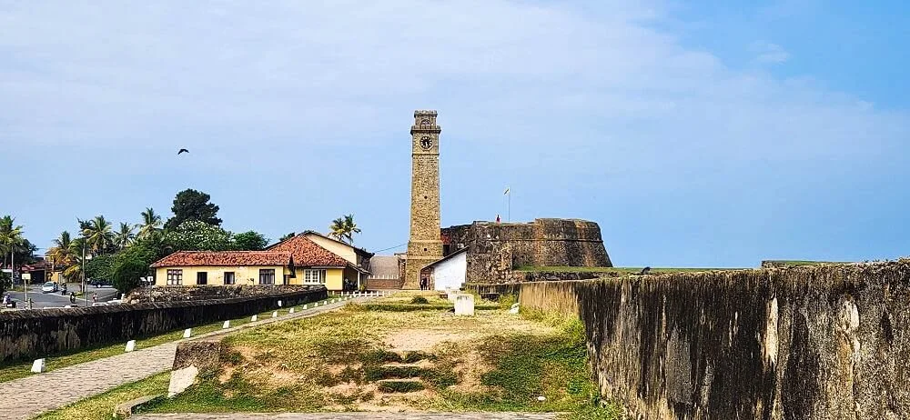 walk the city’s forts