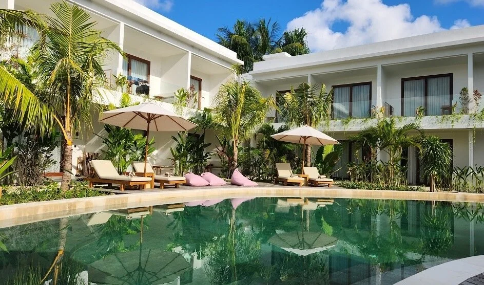 a look at the gorgeous paradise in lombok