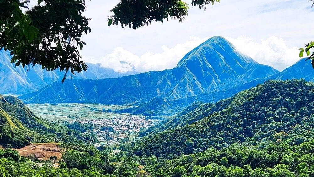 view of anak dara mountain in sembalun