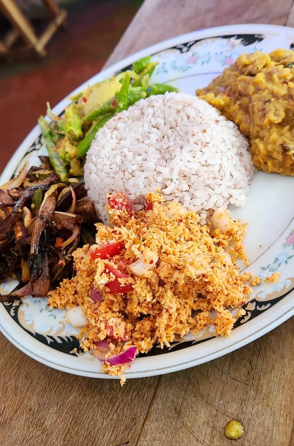 the best food at house of kitchen in ella : look at that coconut sambol