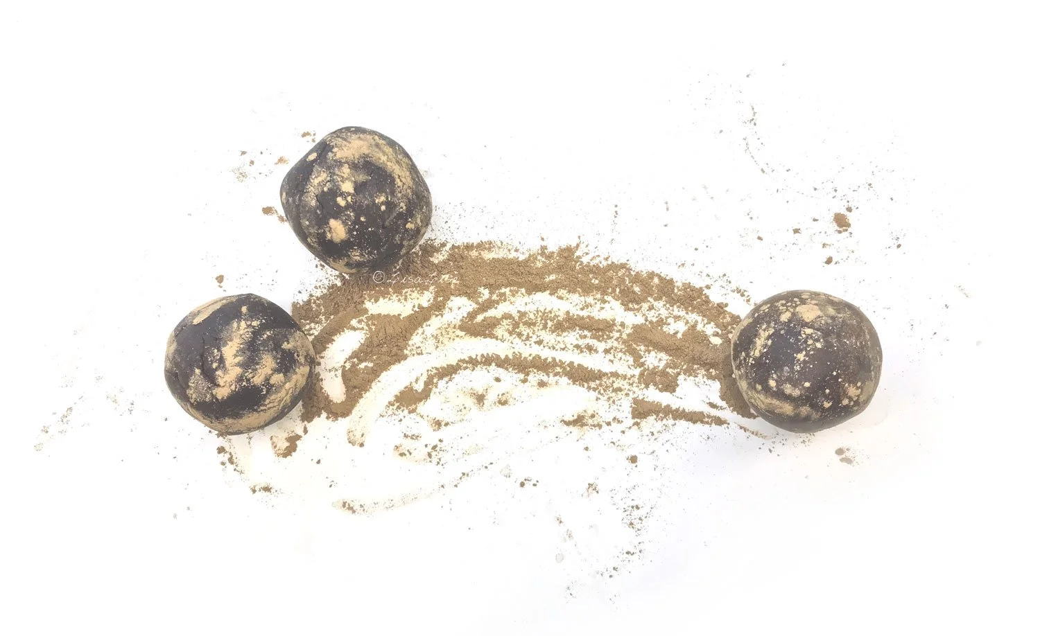 Sulphate-free Ayurvedic Shampoo Balls — LisaLise Pure Natural Skincare