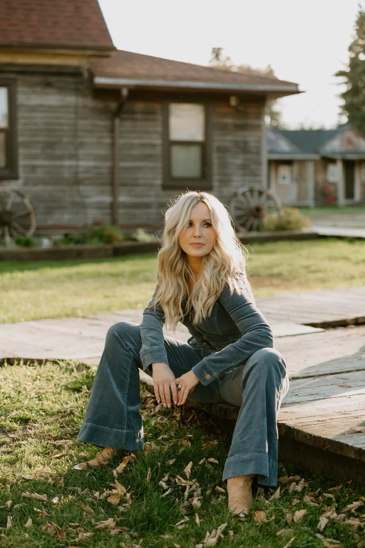 About — Holly Decker Makeup Artistry