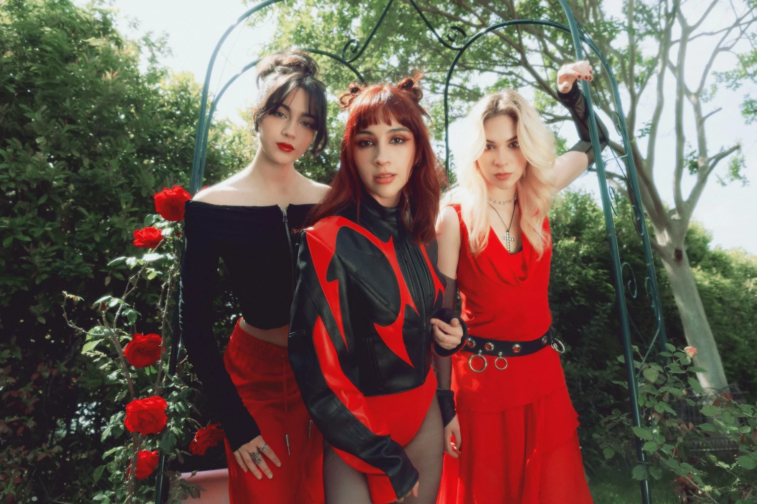 THE WARNING: INTERVIEW — Unclear Magazine
