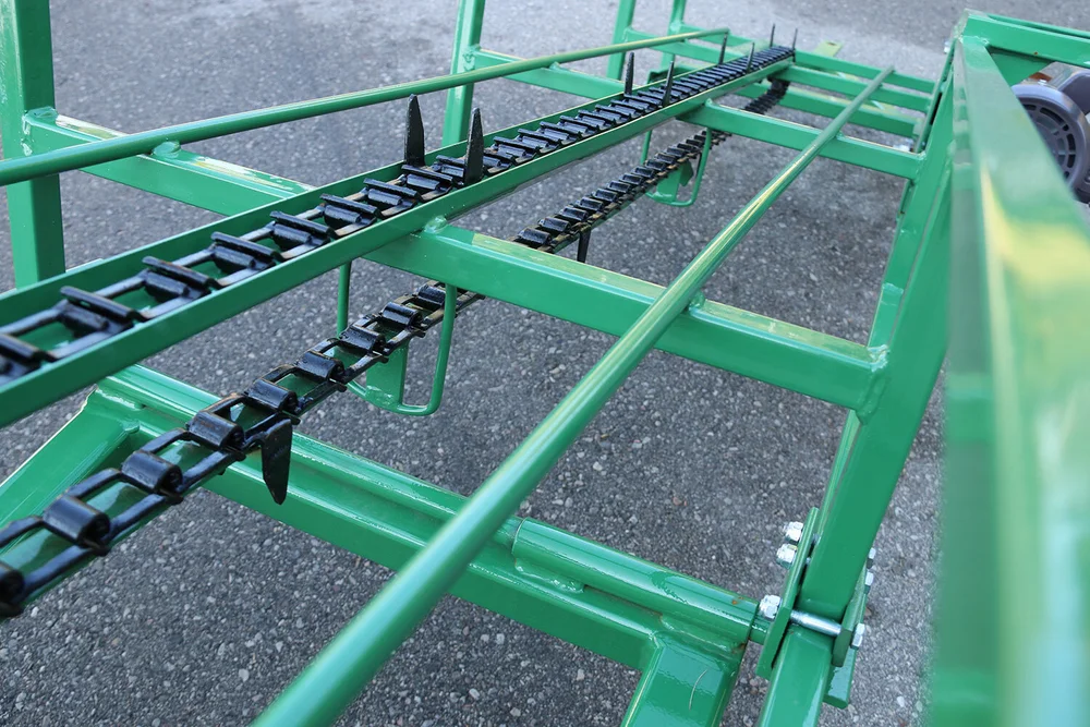 Bauman Maple Leaf Tubular Bale Elevator — Huber Ag Equipment LTD