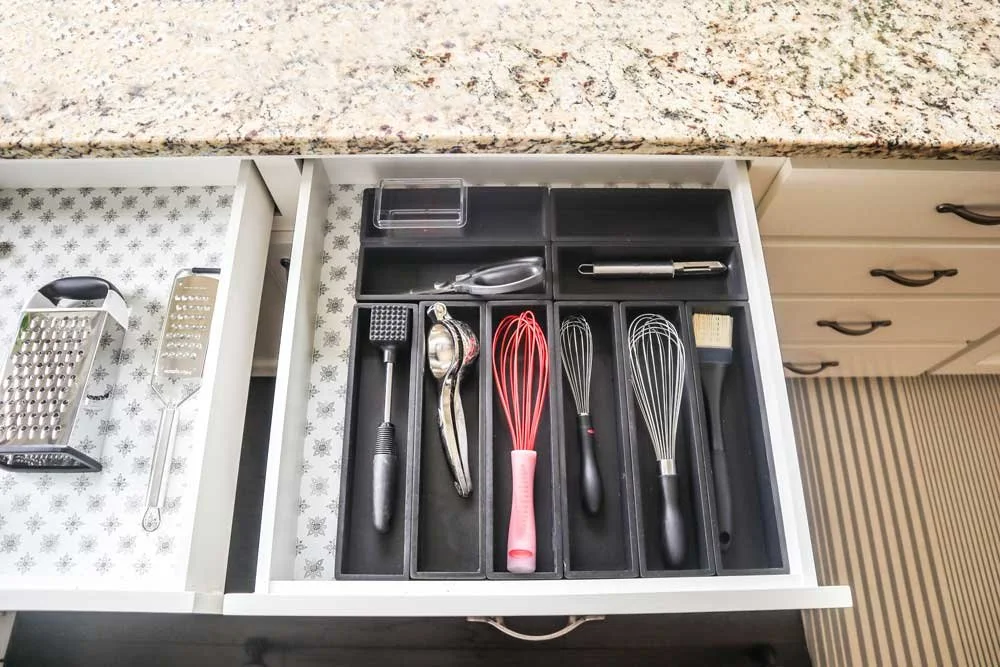 What An Organizer Looks For Drawer Liners For Your Home