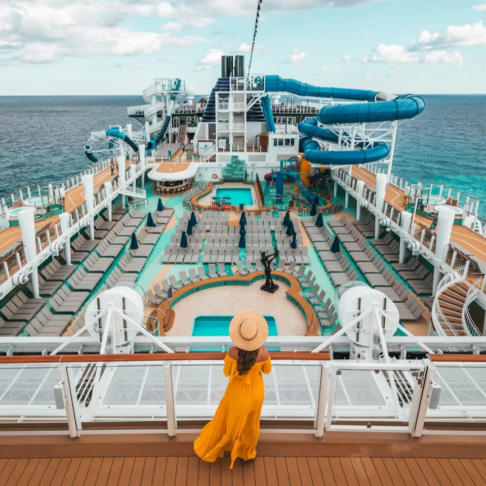 Cruise Review: Onboard the Norwegian Encore - readysetjetset