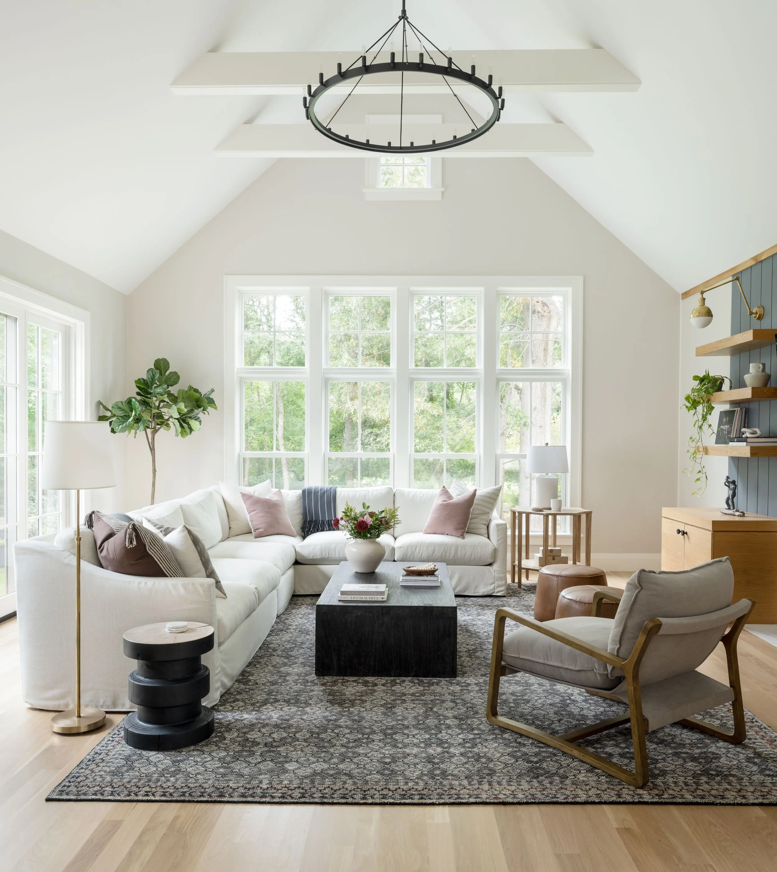 Services — Beige & Bleu