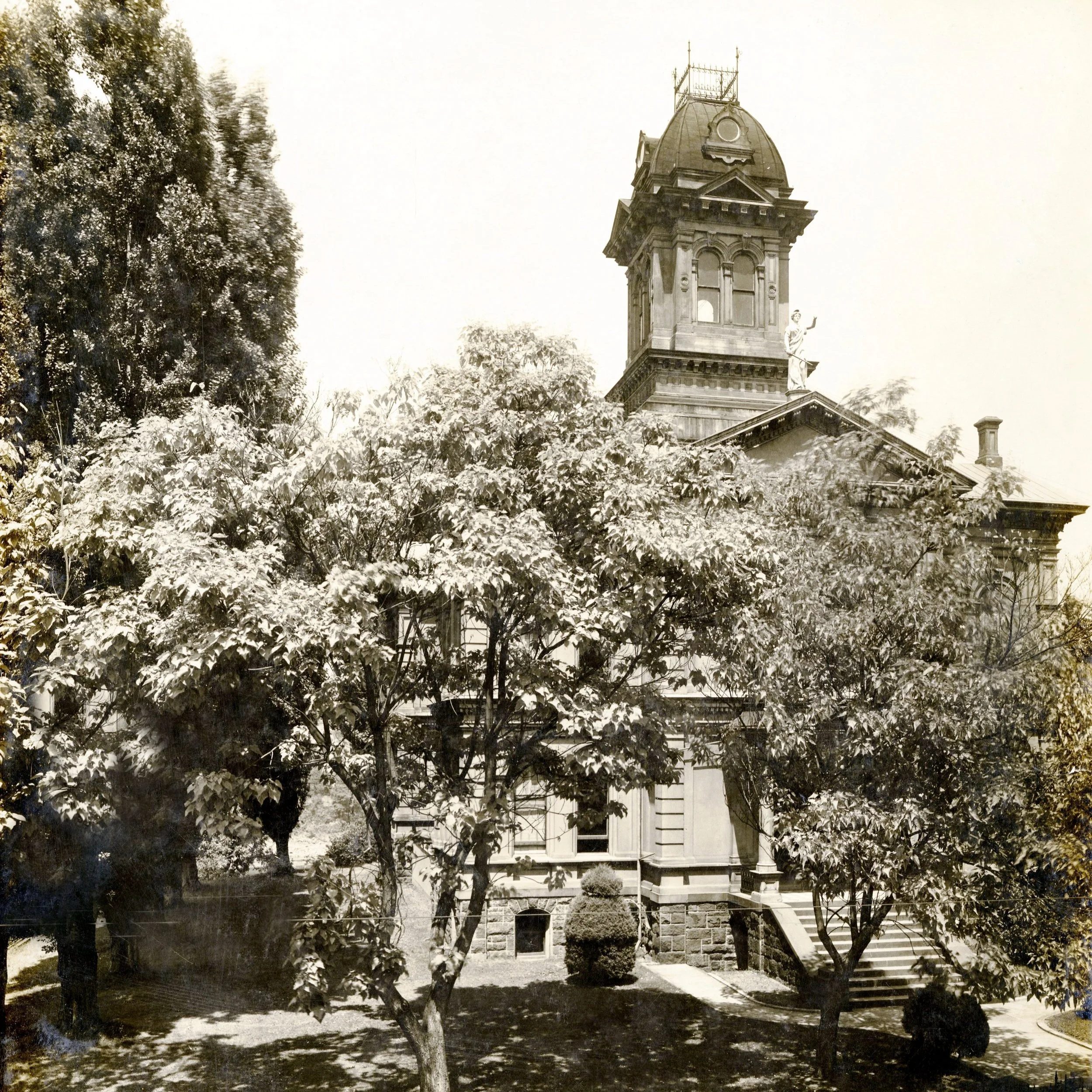 Life and Death in the Oregon Territory Digital Exhibit — Clackamas ...