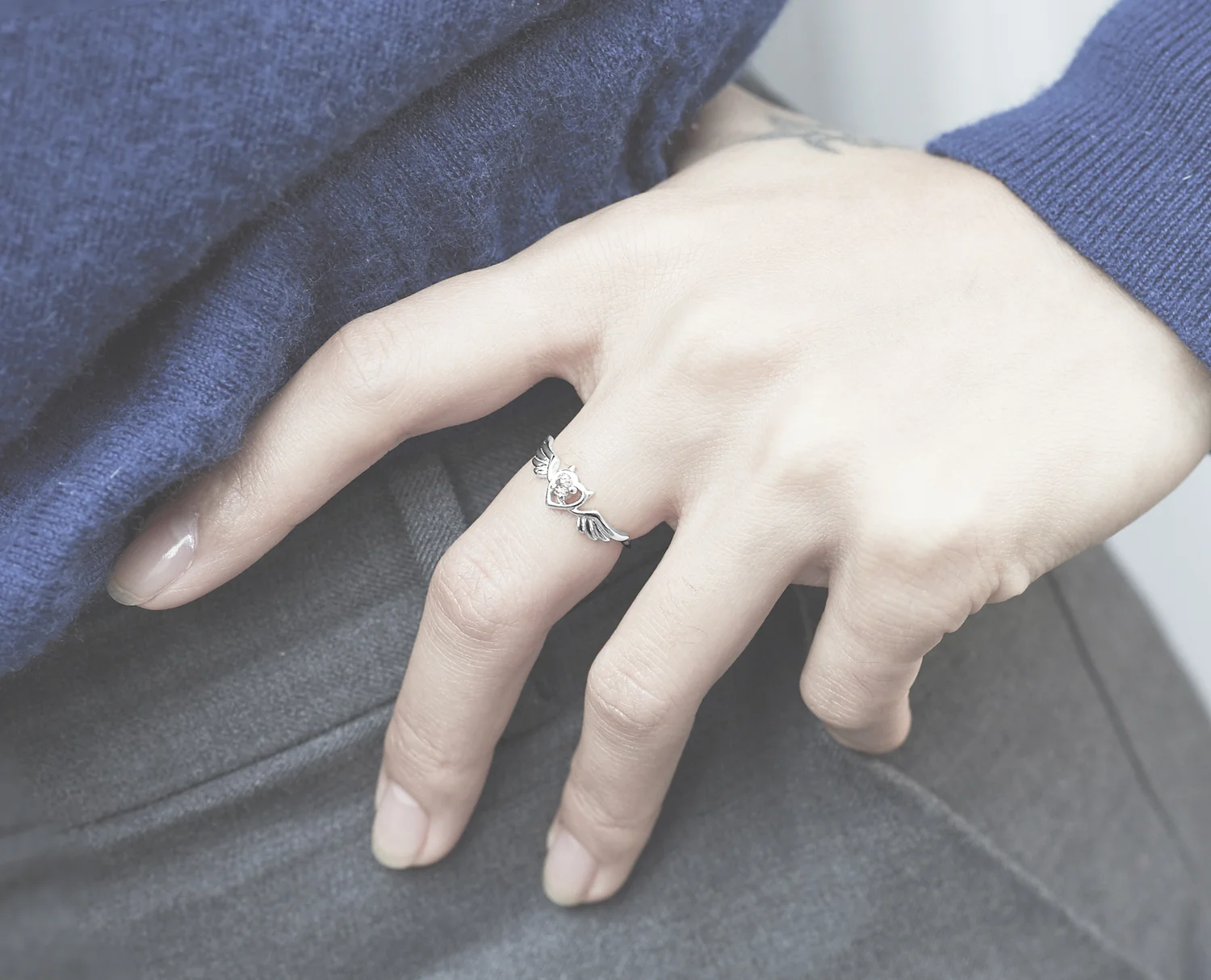 Angela Ring