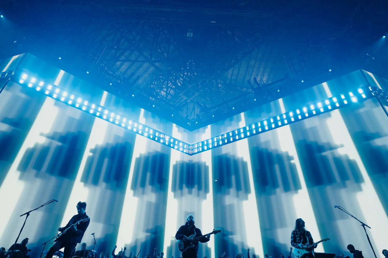 PASSION 2022 — E F STUDIO