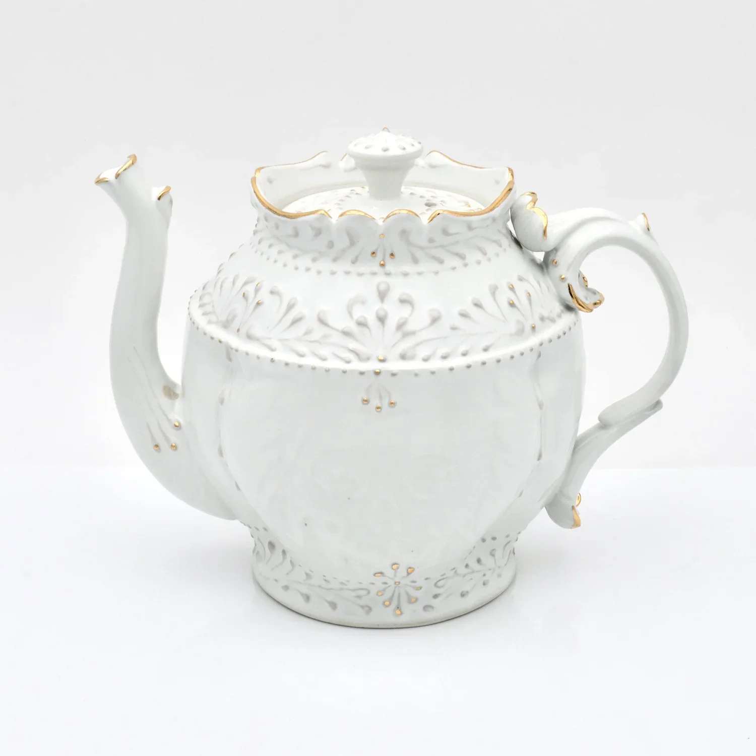 Clay Art Center - Workshop: Form & Surface Exploration with Mike Stumbras