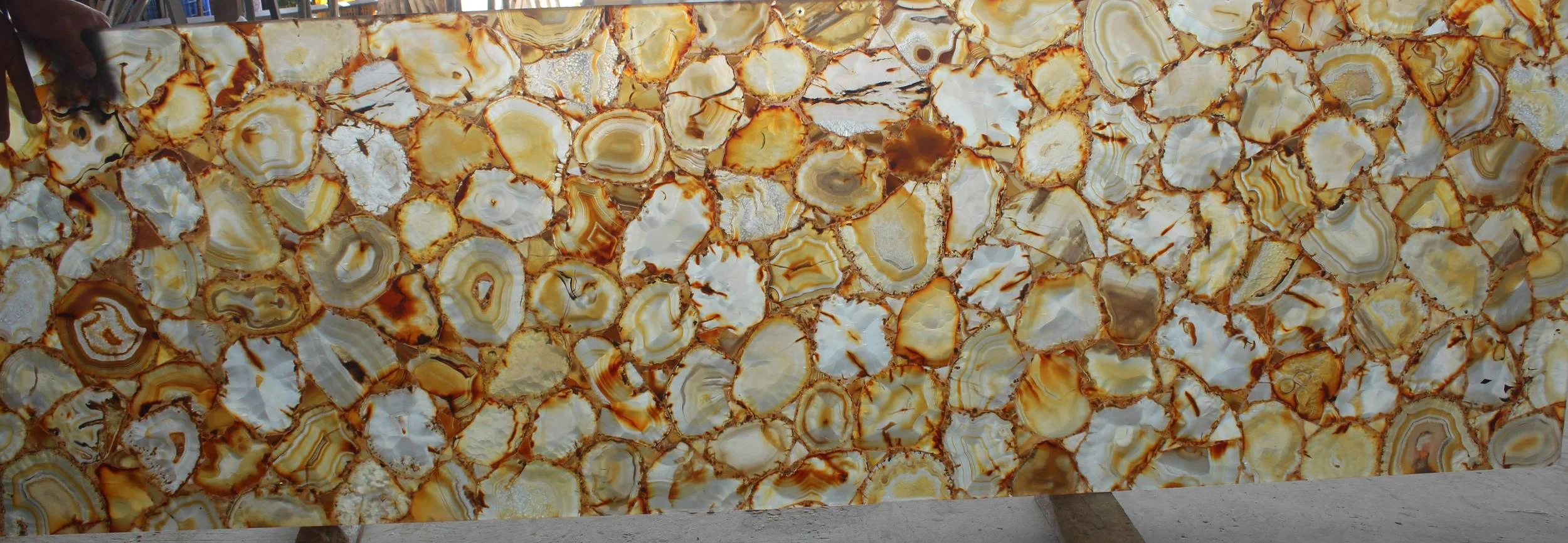 Los Angeles Marble & Onyx Wall Panels, Floors & Ceilings | Sorccia