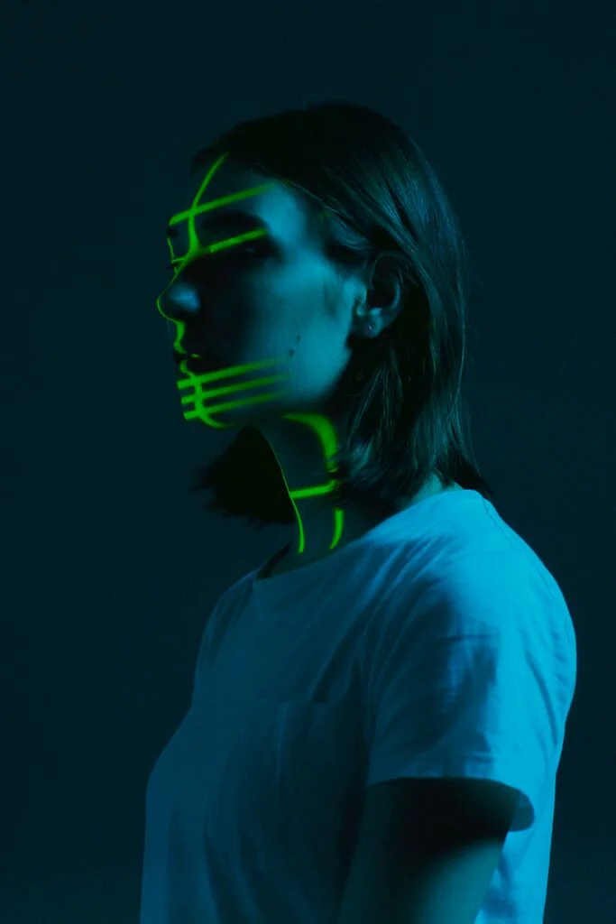 CHROMA: A Photographer's Guide To Lighting With Color — RETOUCHIST