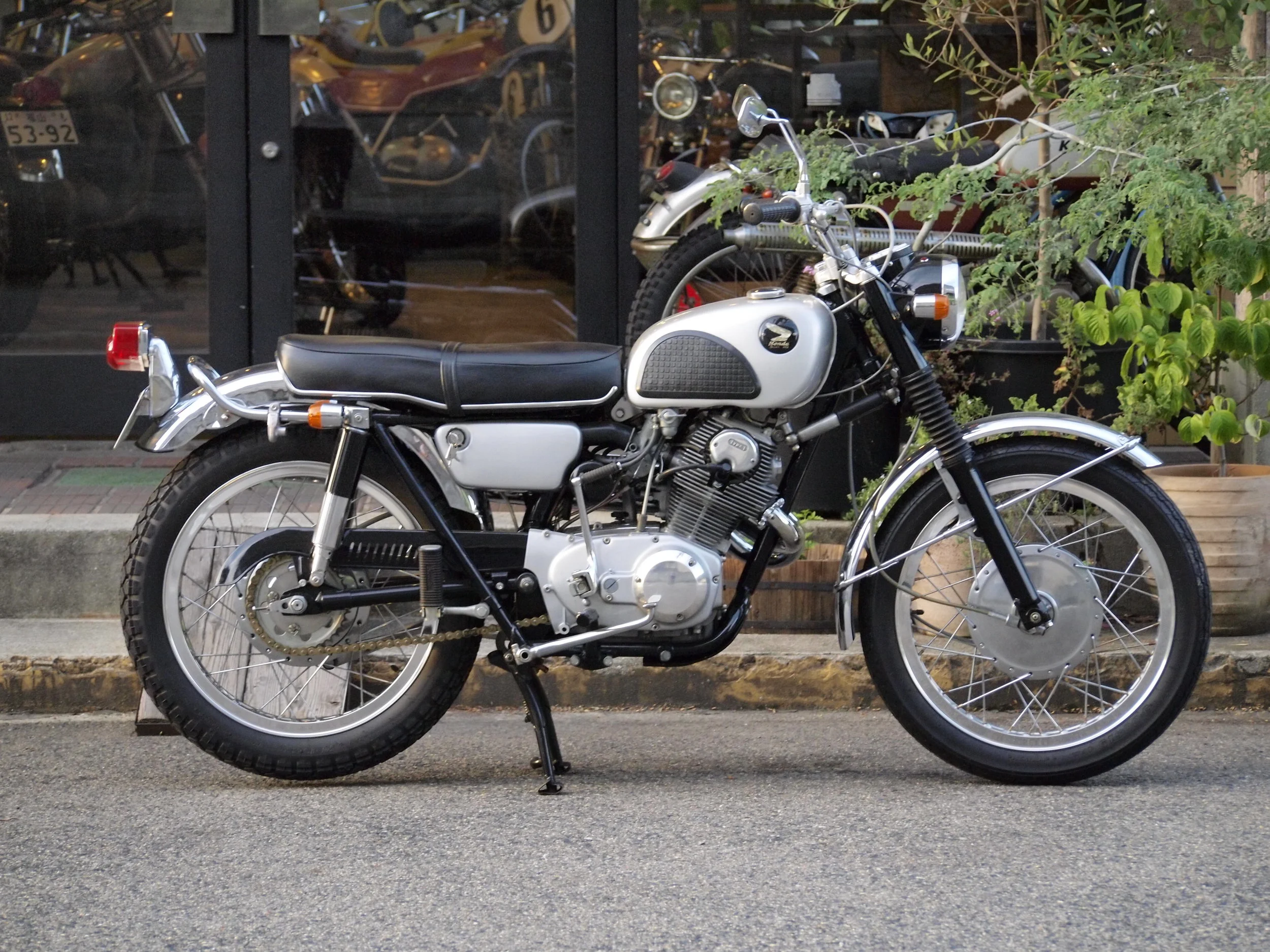 1965 HONDA CL72 — RePLAY MOTO SERVICE