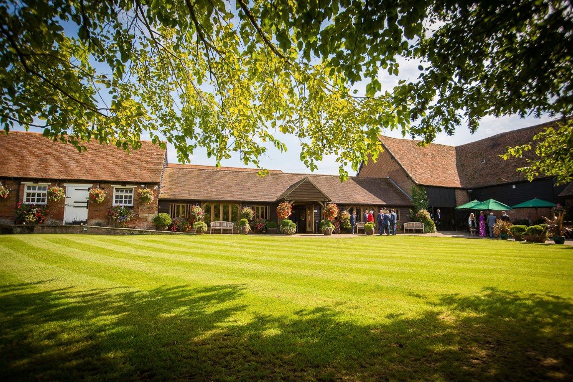 Cooling Castle Barn - Barn Wedding Venue in Kent