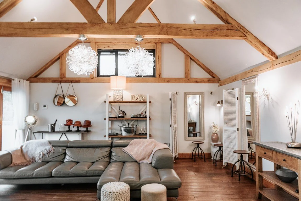 Barn Weddings in Kent - Cooling Castle Barn