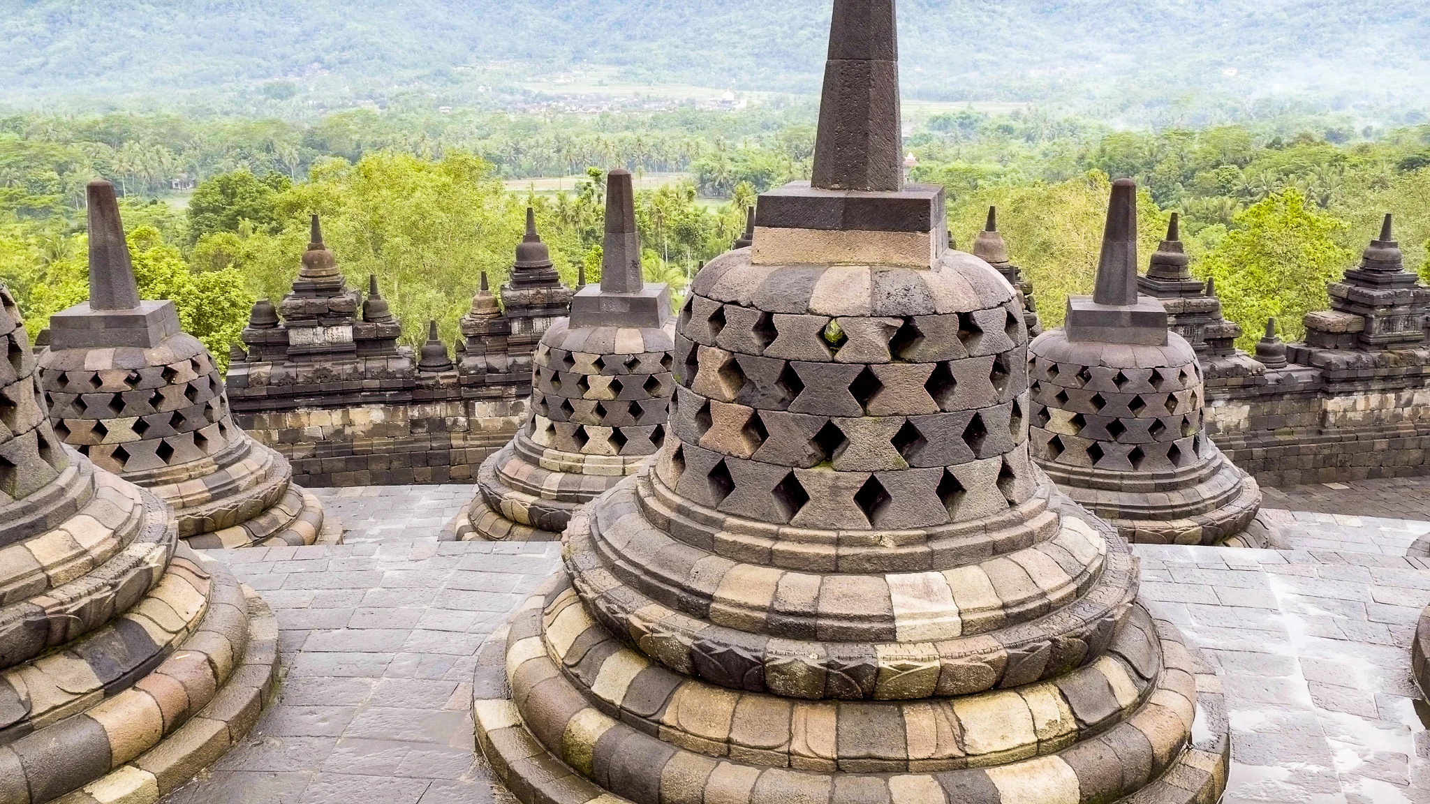 2-3 Weeks in Indonesia: Java - Bali - Komodo — secret-travel.guide