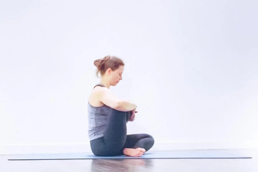 Your complete guide to Compass Pose - benefits and tips — The Sakura ...