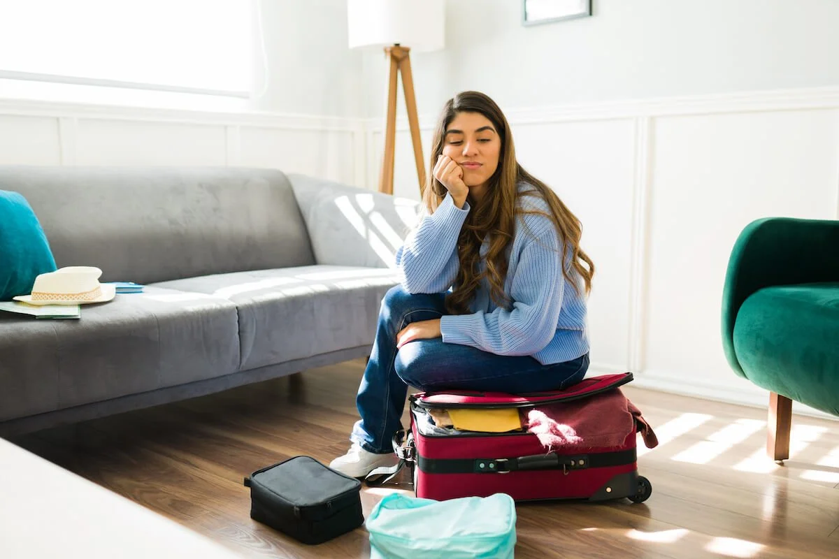 8 Helpful Tips If You Are Feeling Homesick | Swift Wellness