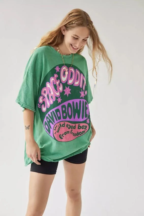 32 Best Graphic Tees You'll Wear Again And Again | Swift Wellness