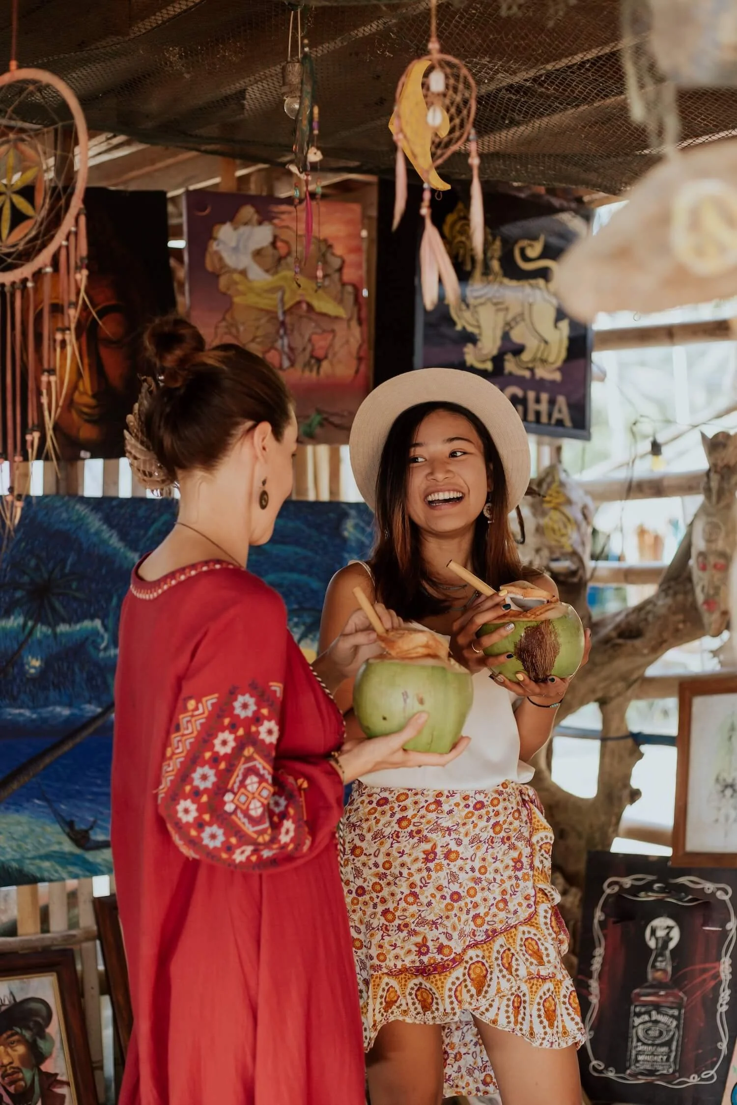 12 Tips To Stay In Better Touch With Long Distance Friends | Swift Wellness