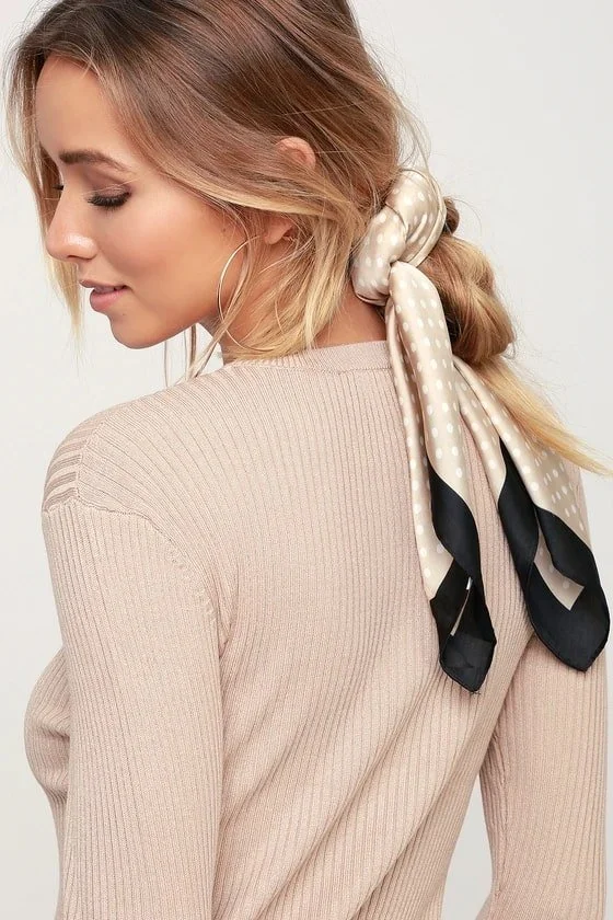 7 Ways To Wear A Scarf For Spring | Swift Wellness
