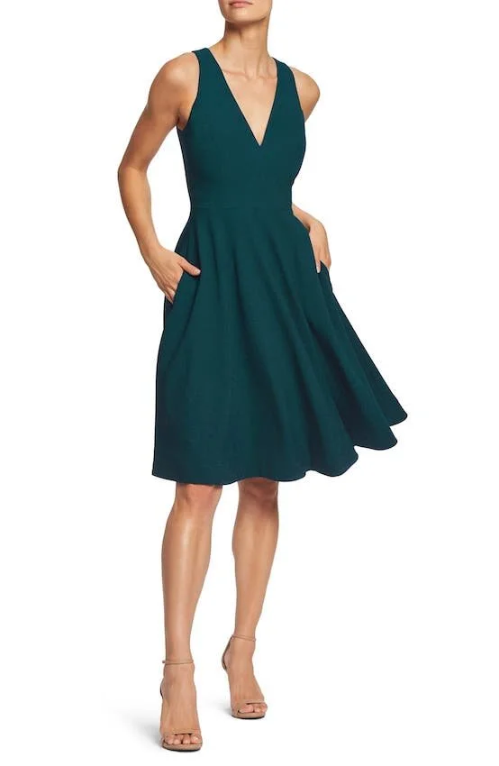 43 Graduation Outfit Ideas To Wear If You Can’t Decide | Swift Wellness
