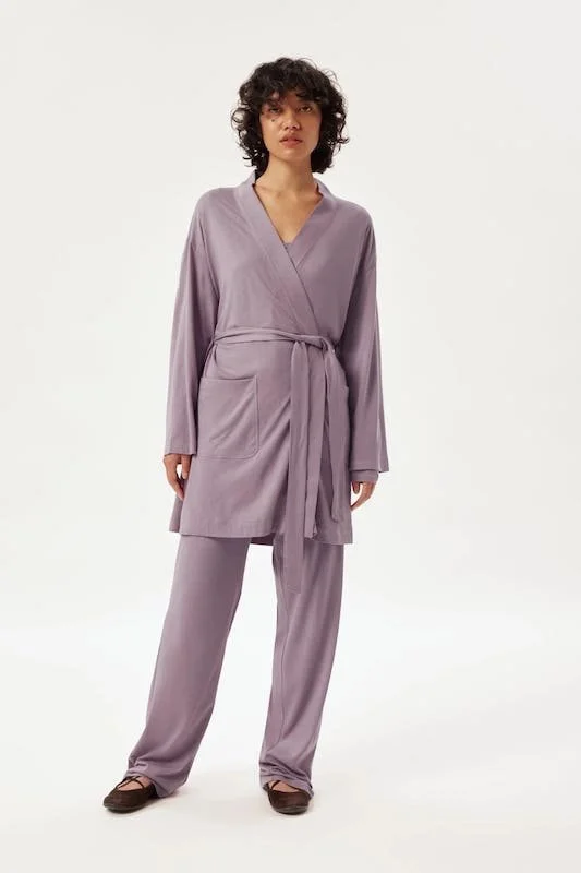 The 25 Best Robes We Have No Intention Of Ever Taking Off | Swift Wellness