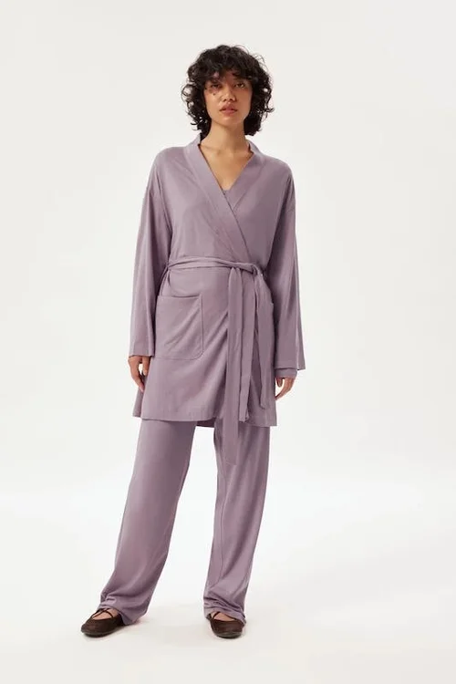 The 25 Best Robes We Have No Intention Of Ever Taking Off | Swift Wellness