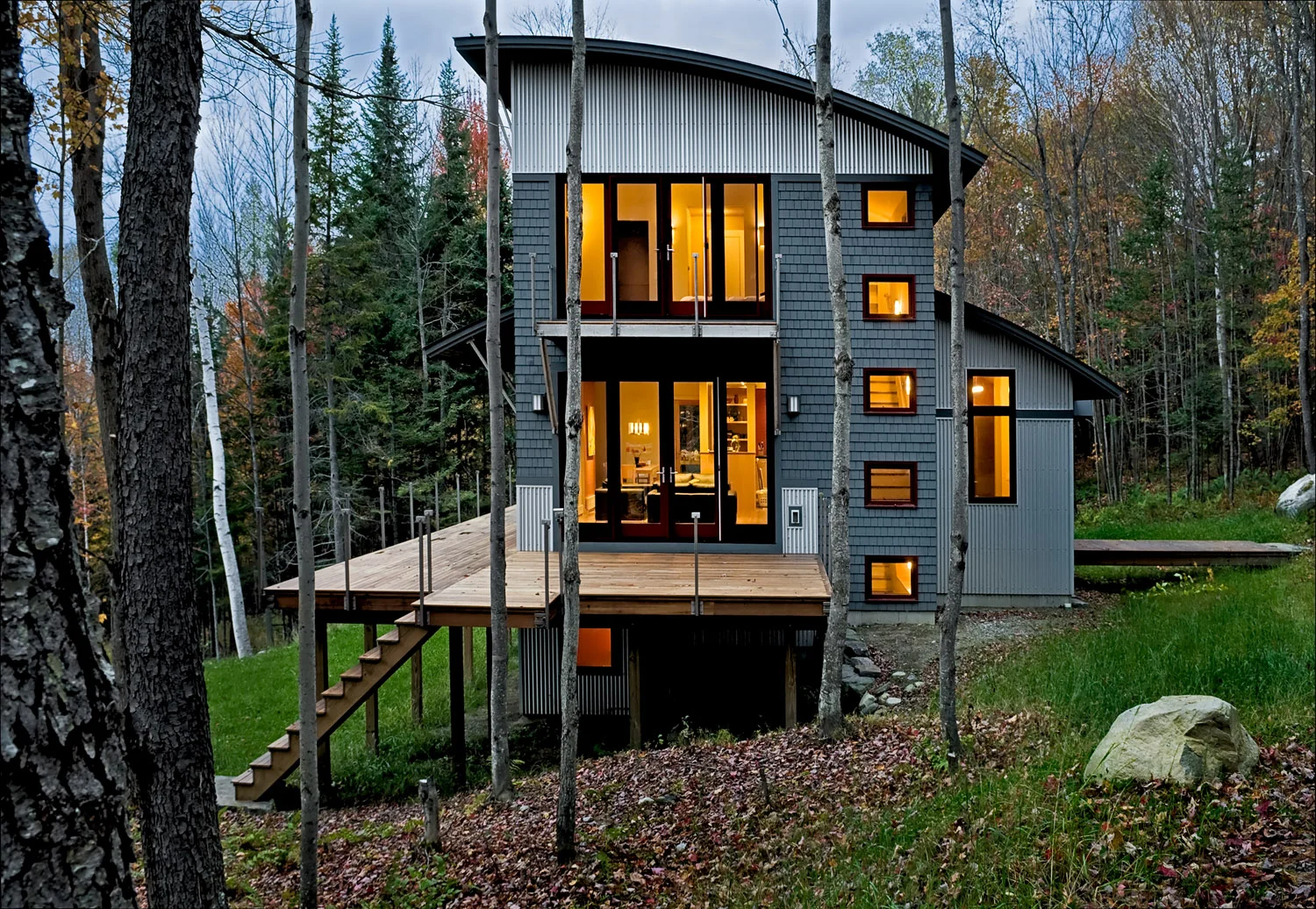 Contemporary Weekend House — Smith & Vansant Architects