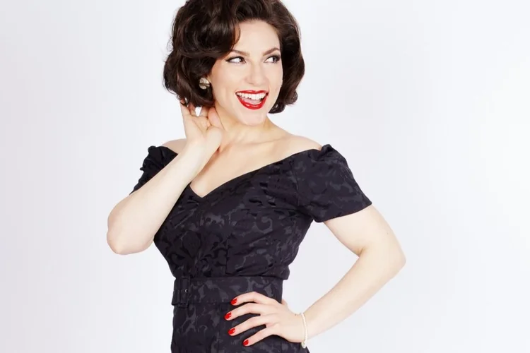 The Shows — Vanessa Racci