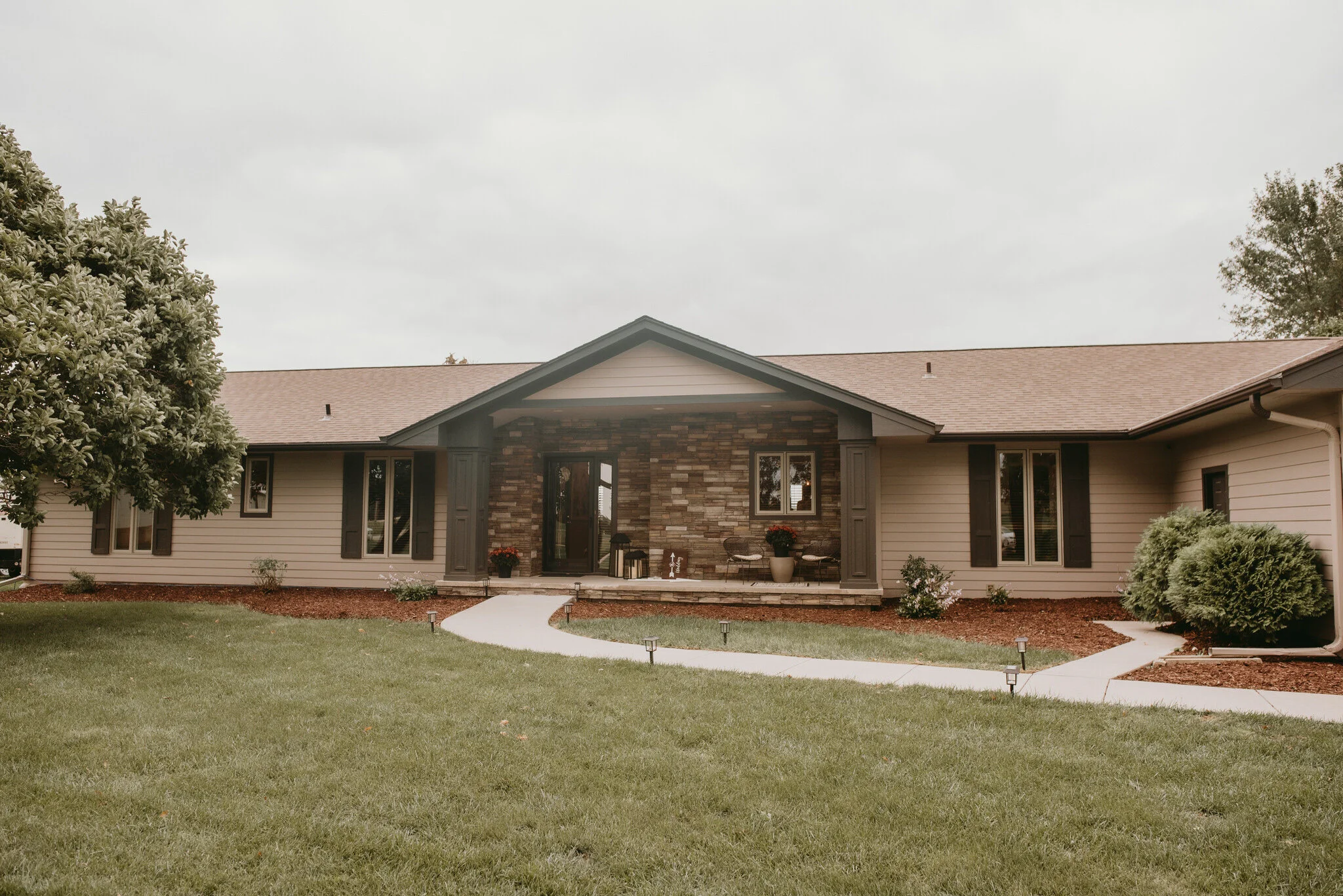 Backyard Wedding | Leshara, Nebraska — Kaylie Sirek | Wyoming Wedding ...