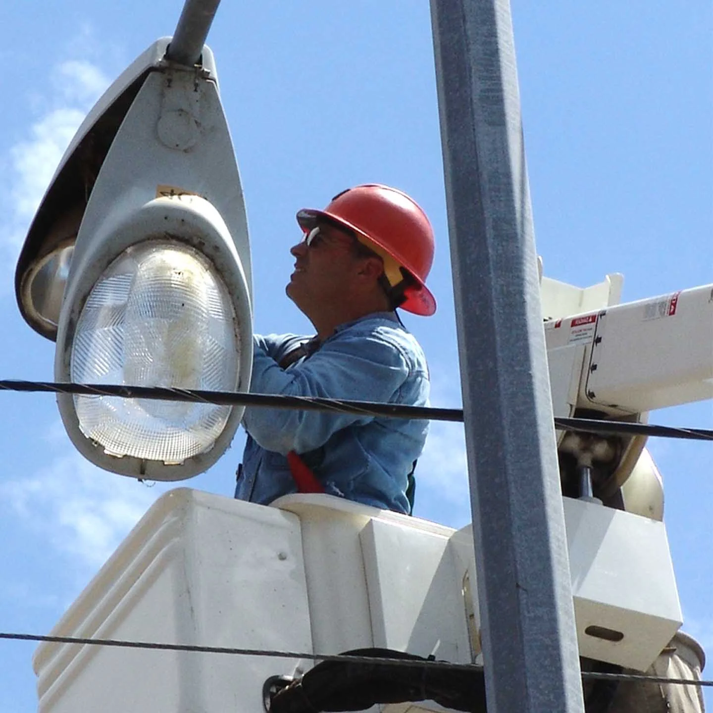 Midwestern Electric, Inc.