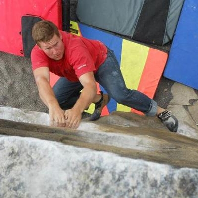 Route Setting at the Edge — Pacific Edge Climbing Gym