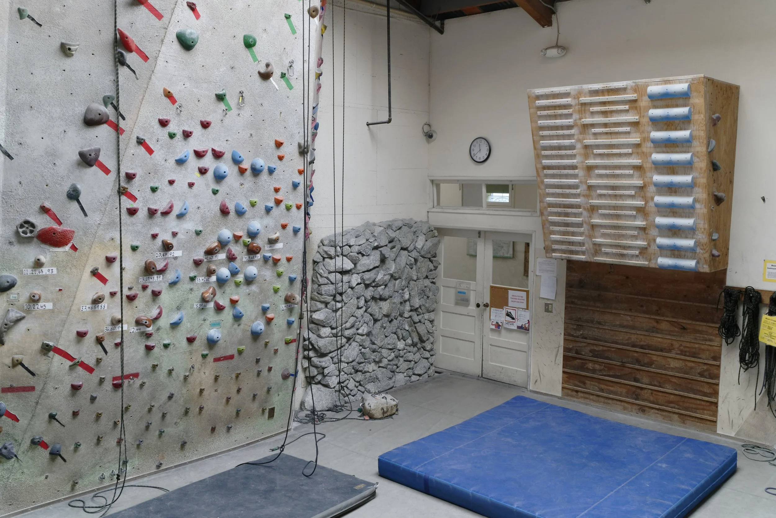 Gym Tour — Pacific Edge Climbing Gym