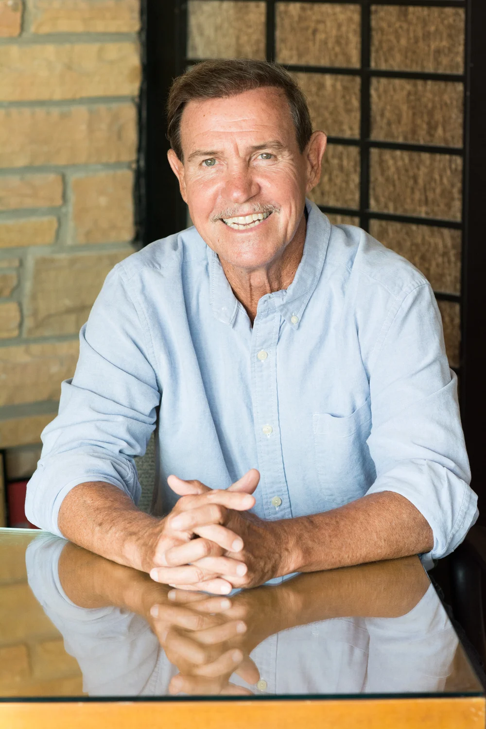 Bio — Johnnie Clark