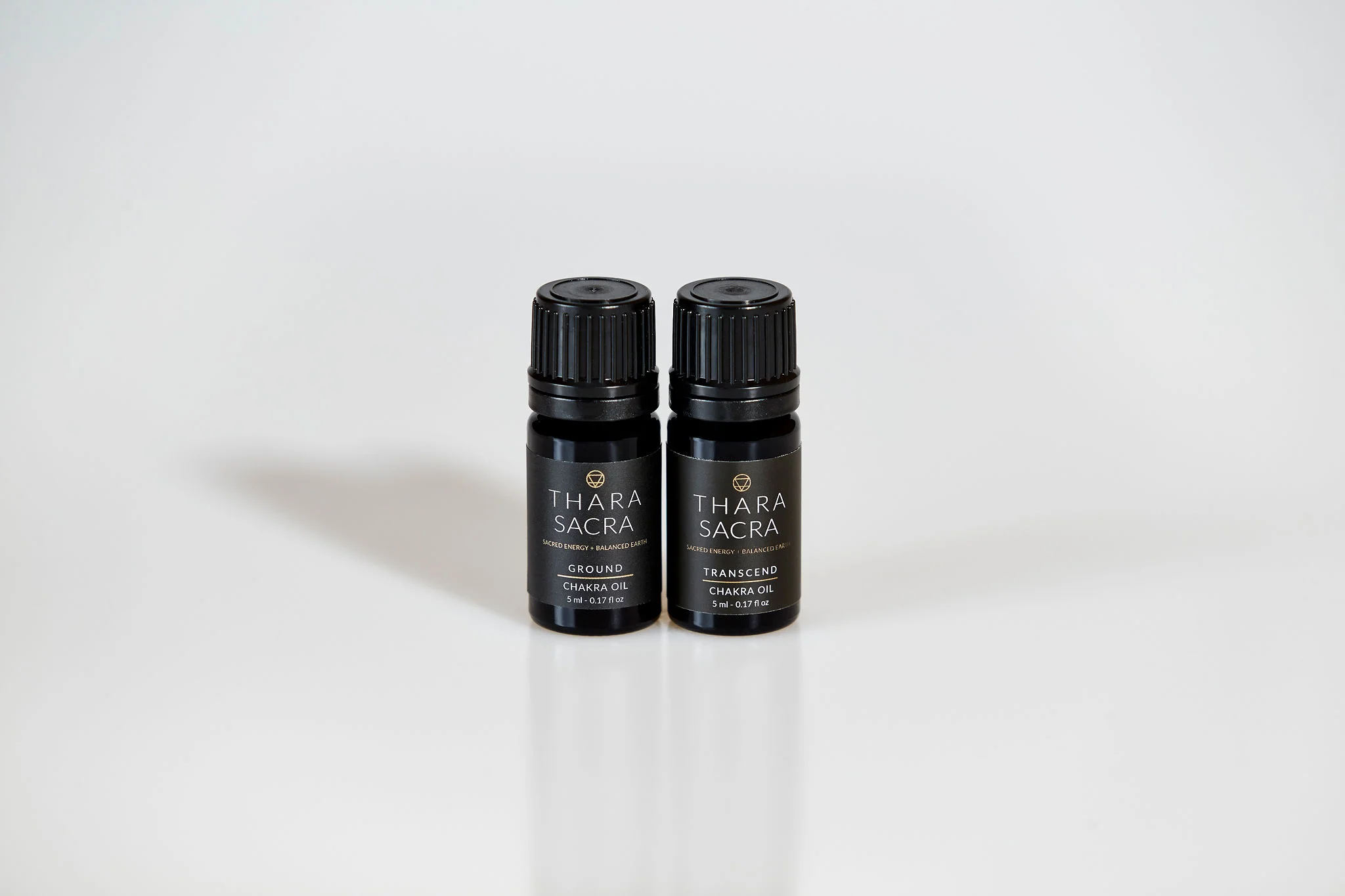 THARA SACRA — 7 Chakra Oil Set